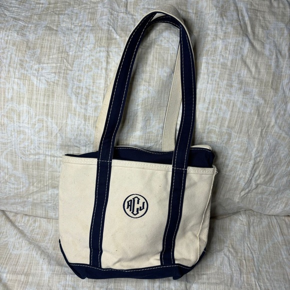 L.L. Bean | Bags | Ll Bean Vintage Boat And Tote Long Handle Zipper Top ...